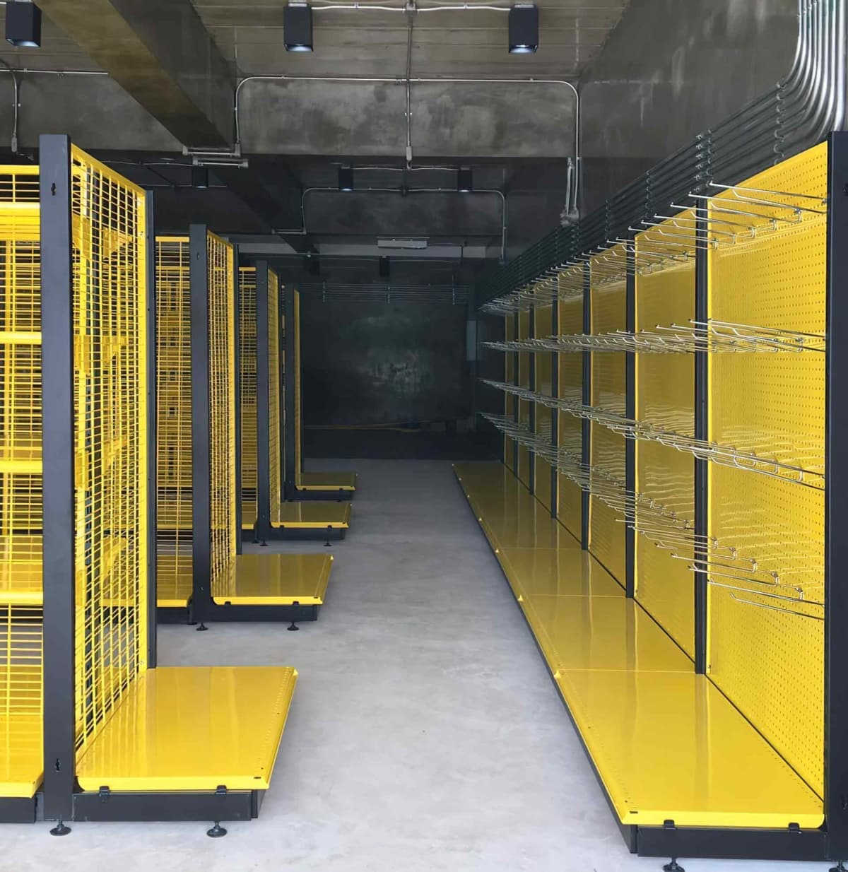 yellow-black-Shelving-design-from-Ruamsub-Store » ชั้นวางสินค้า PN